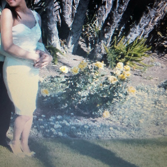 Cache | Dresses | Ivory Cache One Shoulder Dress | Poshmark